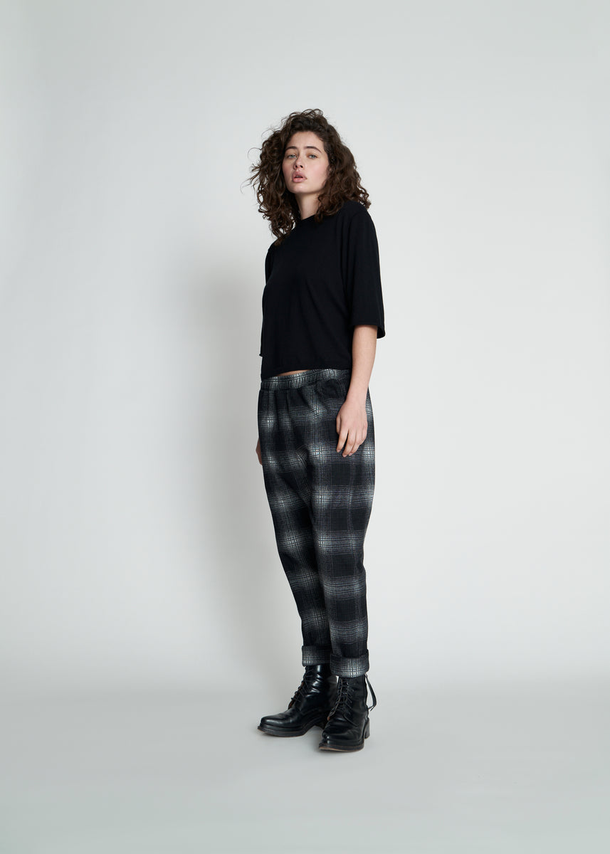 New Lands AW24 Sam Tee in Midnight Black, with cropped sleeve length ...